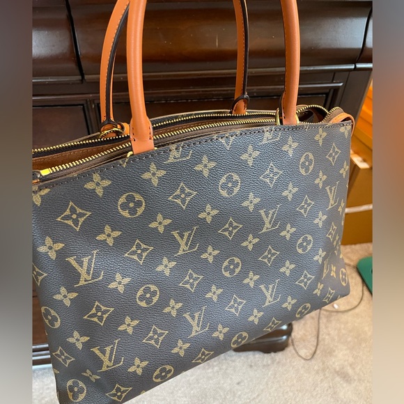 Bags | Designer Inspired Signature Handbag | Poshmark